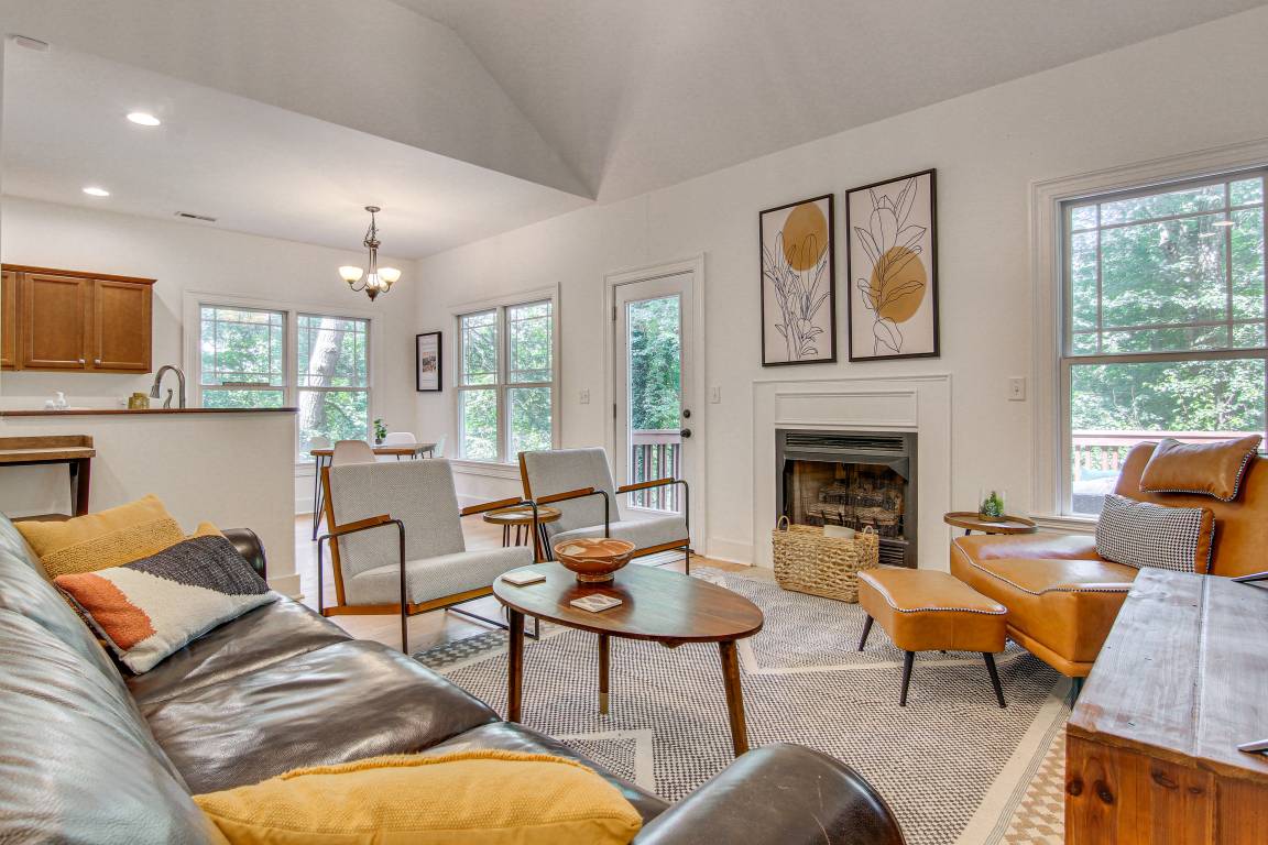179 M² House ∙ 4 Bedrooms ∙ 9 Guests - Swannanoa, NC