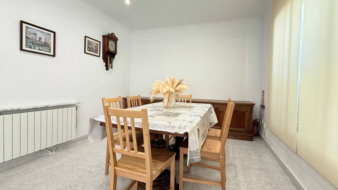 95 M² Ferienwohnung ∙ 3 Schlafzimmer ∙ 7 Gäste - Canet de Mar