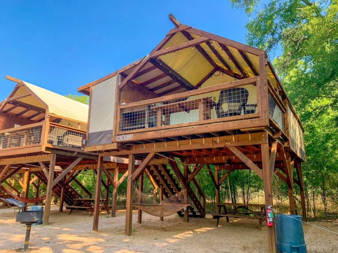 Camping-unterkunft ∙ 1 Schlafzimmer ∙ 5 Gäste - Seguin, TX