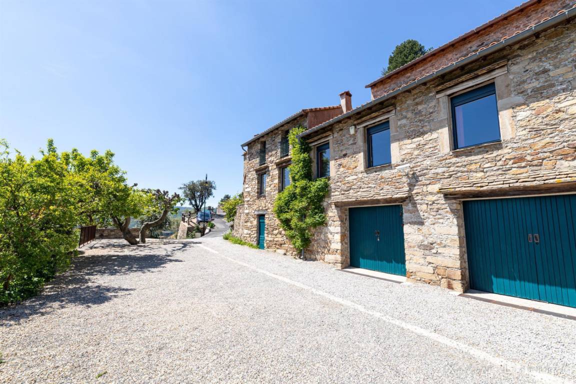 150 M² Gîte ∙ 5 Chambres ∙ 10 Personnes - Olargues