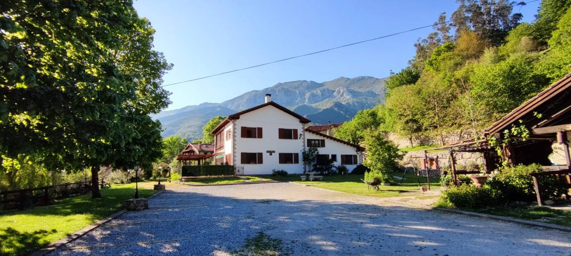 150 M² Apartamento ∙ 5 Habitaciones ∙ 13 Huéspedes - Llanes