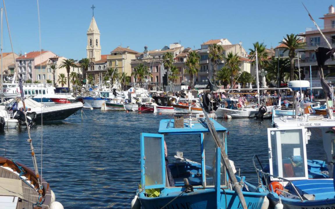 74 M² Gîte ∙ 3 Chambres ∙ 6 Personnes - La Seyne-sur-Mer
