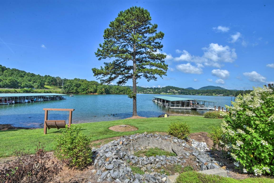 165 M² Apartment ∙ 3 Bedrooms ∙ 7 Guests - Chatuge Lake