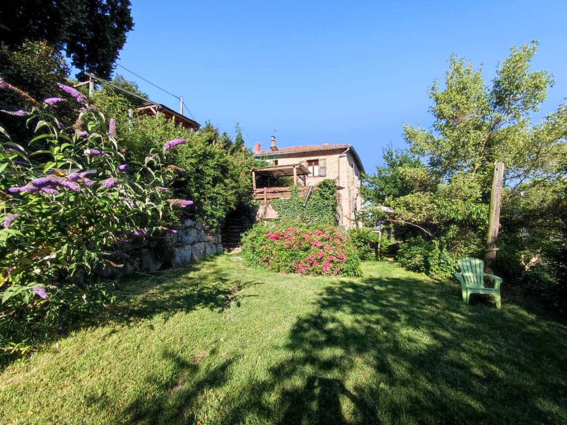 Gîte ∙ 3 Chambres ∙ 7 Personnes - Rhône