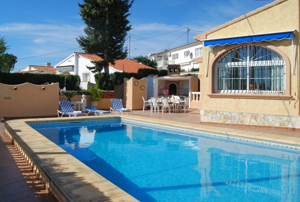 100 M² House ∙ 3 Bedrooms ∙ 6 Guests - Calp