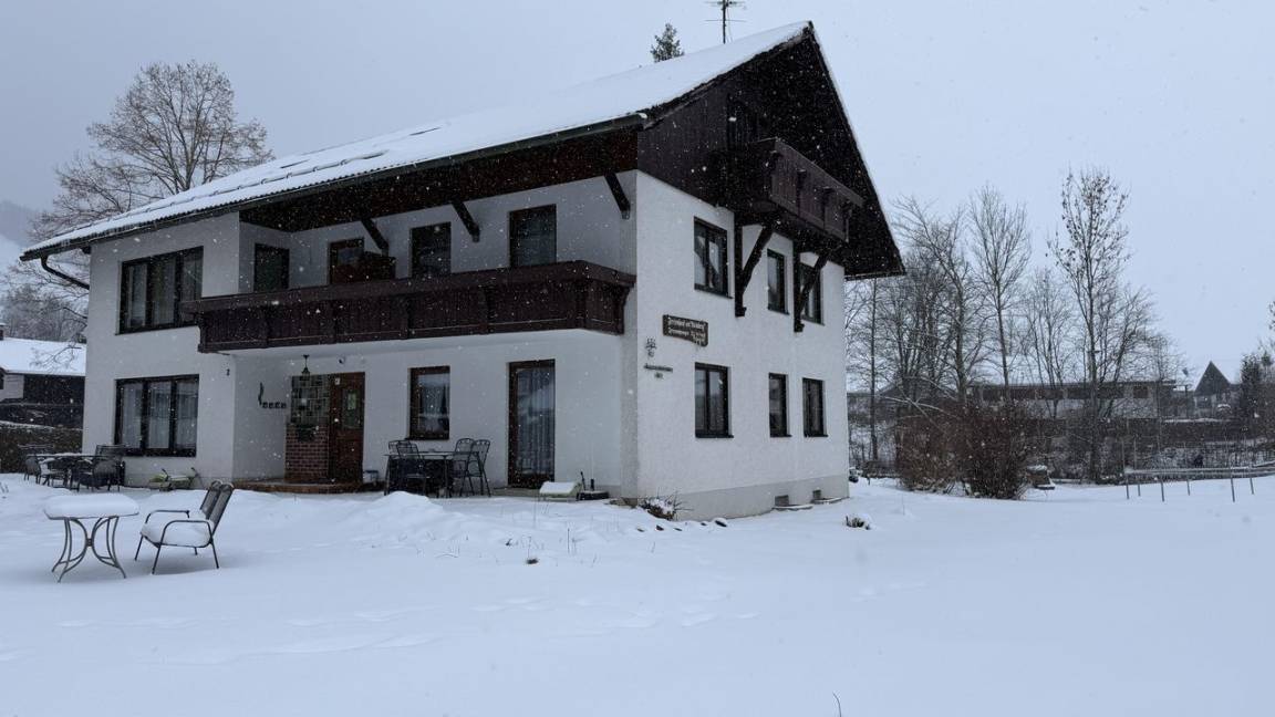 80 M² Ferienwohnung ∙ 2 Schlafzimmer ∙ 6 Gäste - Tannheimer Tal