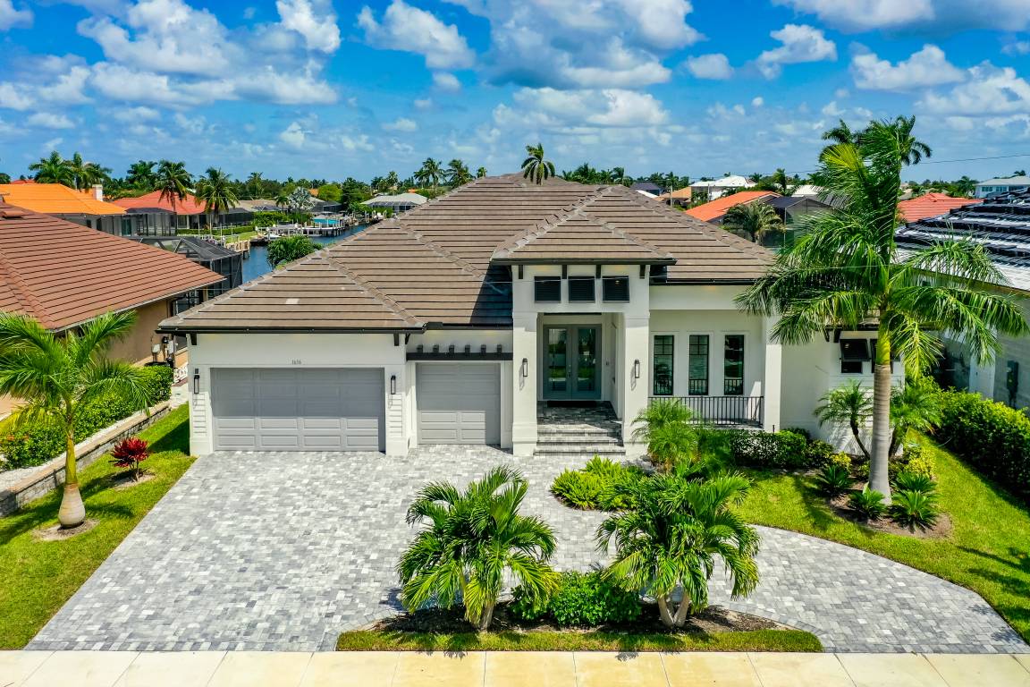 221 M² Condo ∙ 4 Bedrooms ∙ 8 Guests - Marco Island, FL