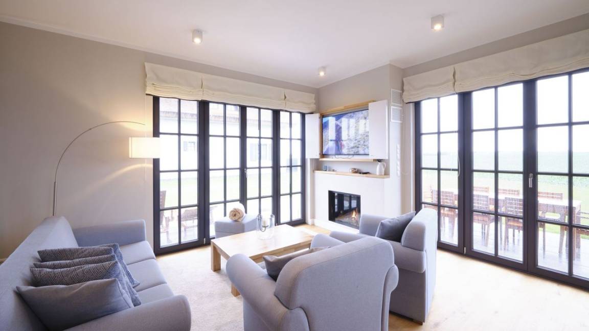 155 M² Ferienhaus ∙ 4 Schlafzimmer ∙ 8 Gäste - Breege