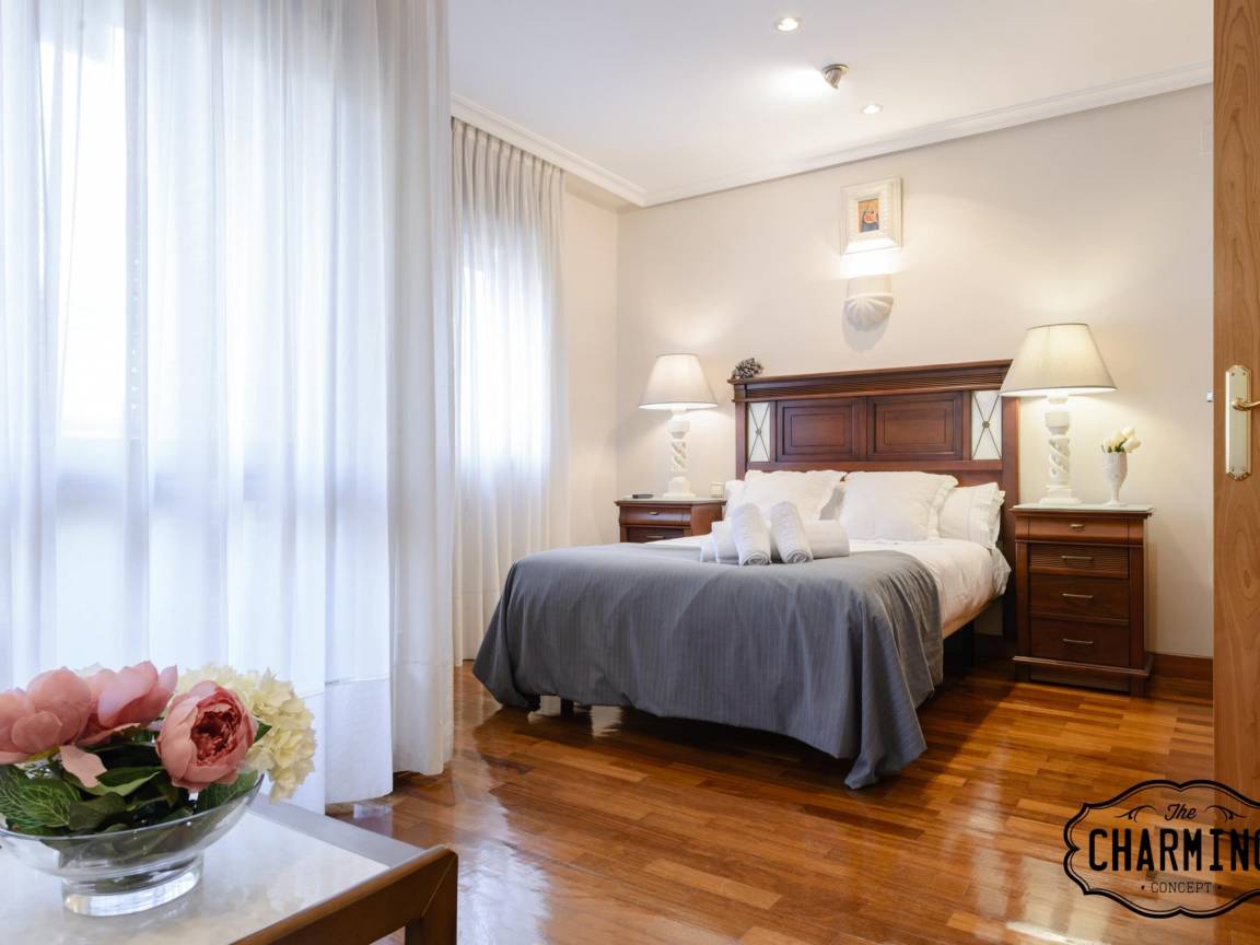 65 M² Apartment ∙ 1 Bedroom ∙ 4 Guests - Madrid