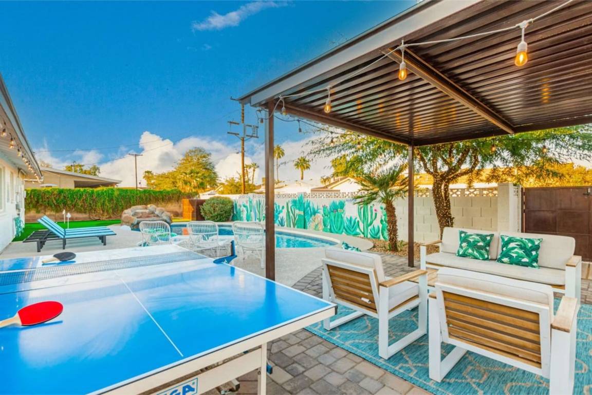 House ∙ 4 Bedrooms ∙ 10 Guests - Scottsdale, AZ