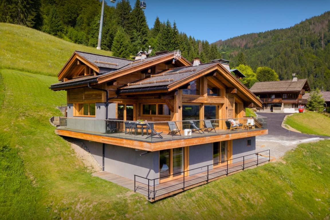 200 M² Chalet ∙ 4 Chambres ∙ 10 Personnes - La Clusaz