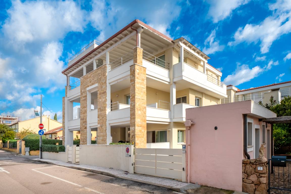 90 M² Appartamento ∙ 2 Camere Da Letto ∙ 6 Ospiti - Golfo Aranci
