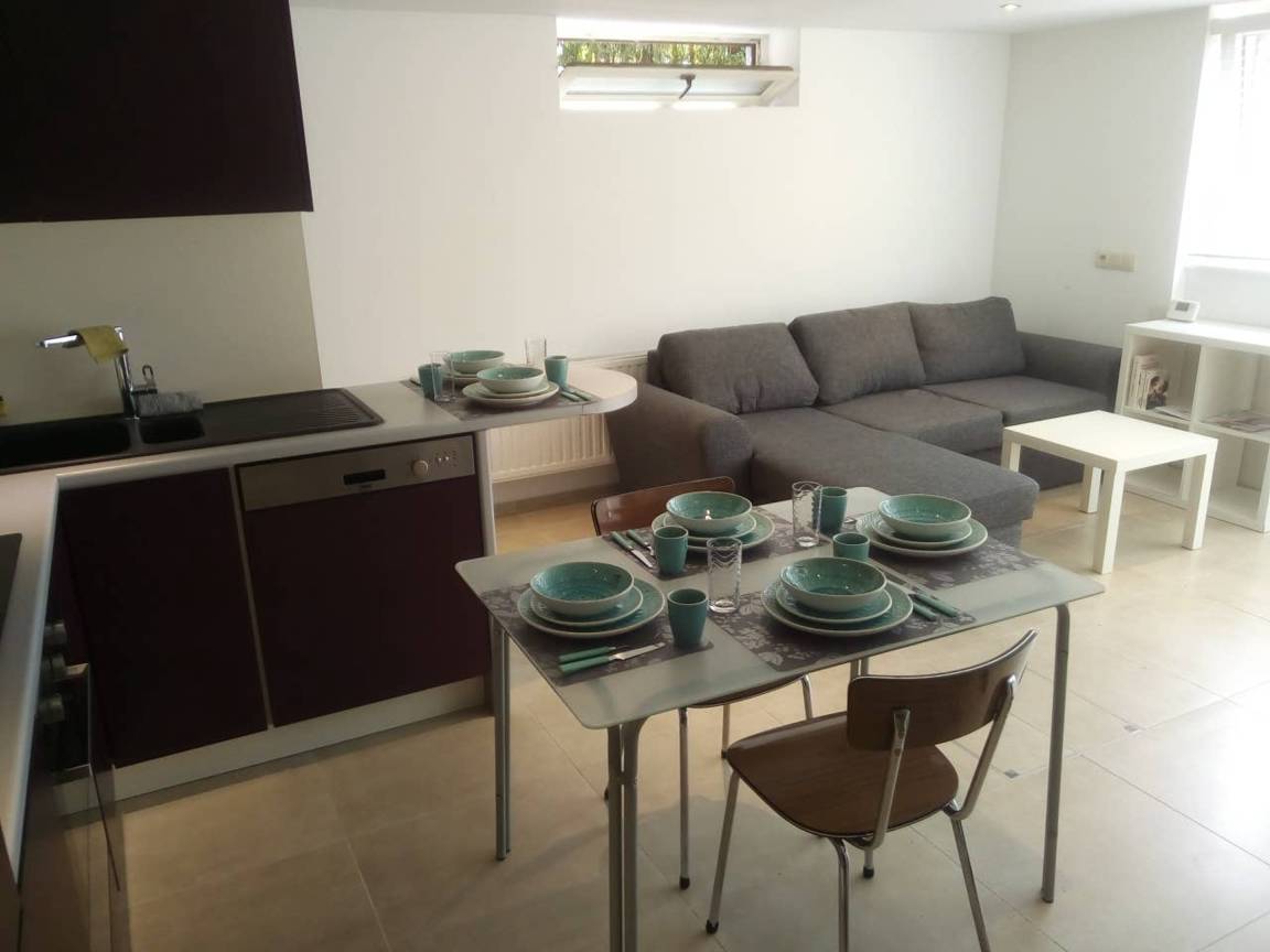 78 M² Appartement ∙ 1 Chambre ∙ 4 Personnes - Nivelles
