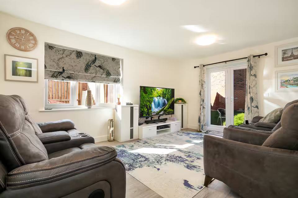 149 M² House ∙ 3 Bedrooms ∙ 6 Guests - Nottingham