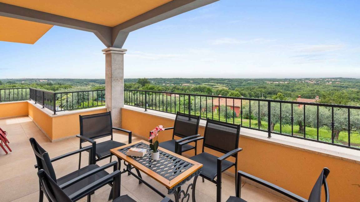 75 M² Apartment ∙ 2 Bedrooms ∙ 4 Guests - Sečovlje
