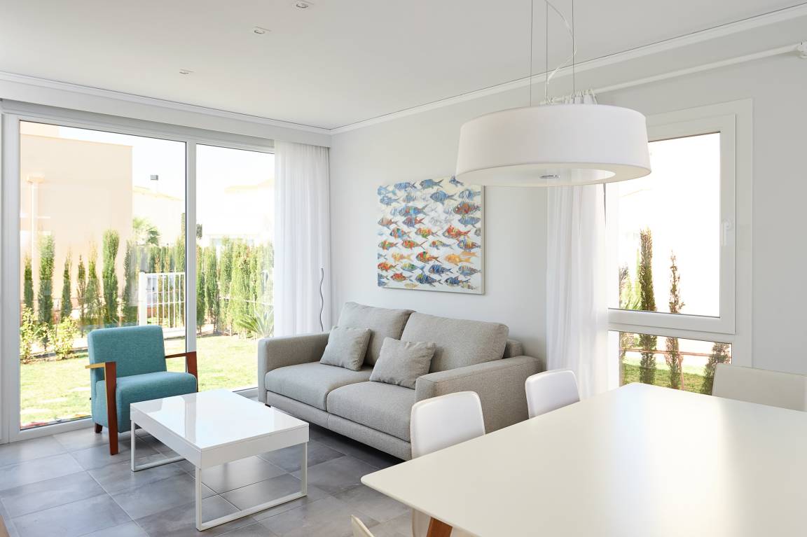 80 M² Bangalô ∙ 3 Quartos ∙ 5 Hóspedes - Oliva