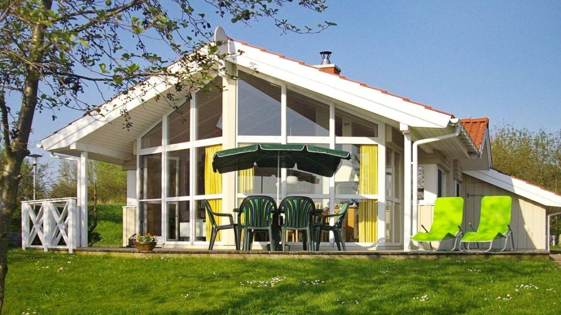 83 M² Ferienhaus ∙ 3 Schlafzimmer ∙ 6 Gäste - Brunsbüttel