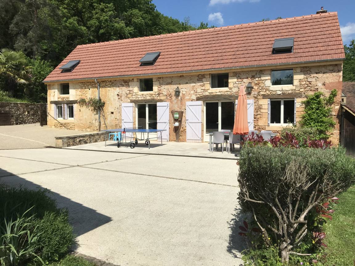 160 M² House ∙ 4 Bedrooms ∙ 9 Guests - Vézac