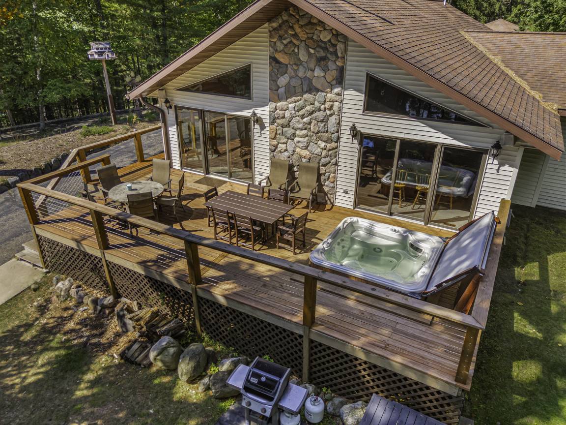 212 M² House ∙ 4 Bedrooms ∙ 16 Guests - Eagle River, WI