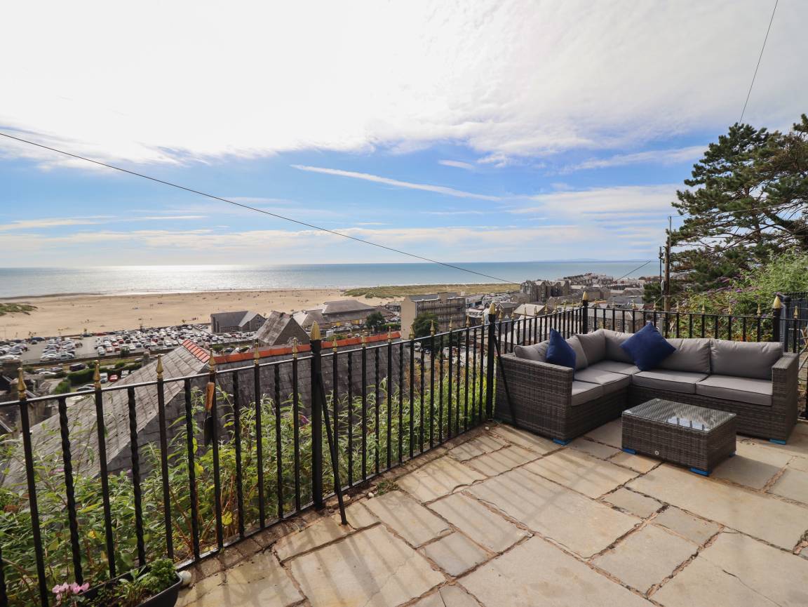 Cottage ∙ 4 Bedrooms ∙ 8 Guests - Barmouth