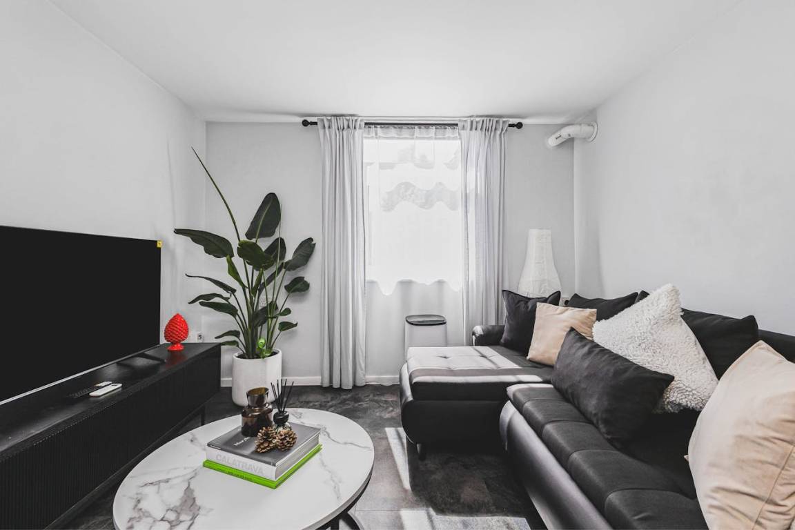 48 M² Apartment ∙ 2 Guests - London