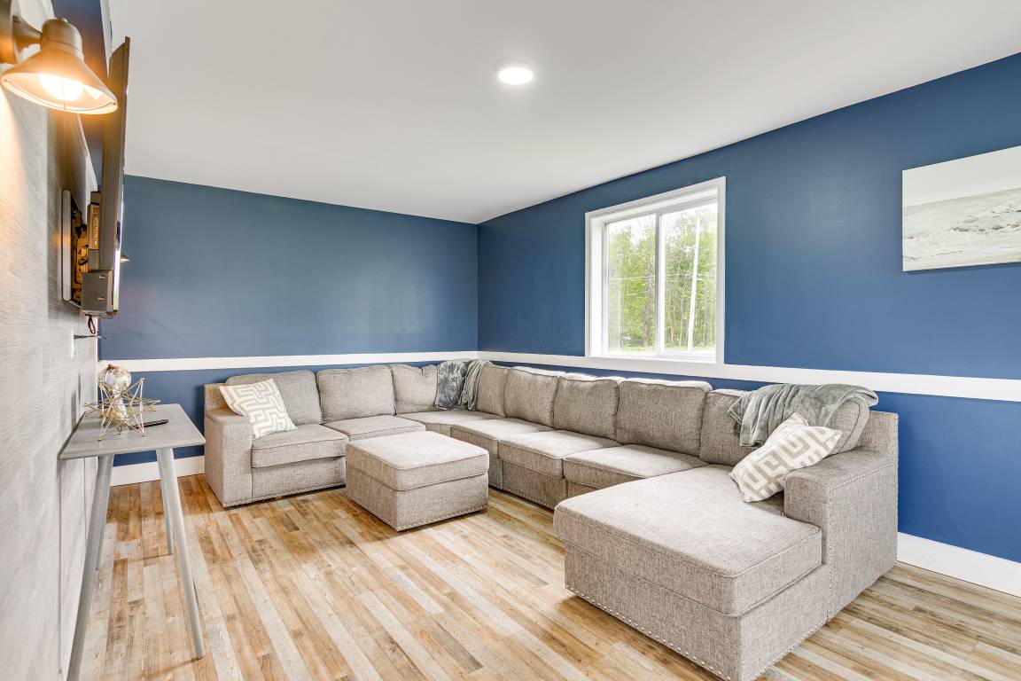 268 M² House ∙ 7 Bedrooms ∙ 14 Guests - Oswego, NY