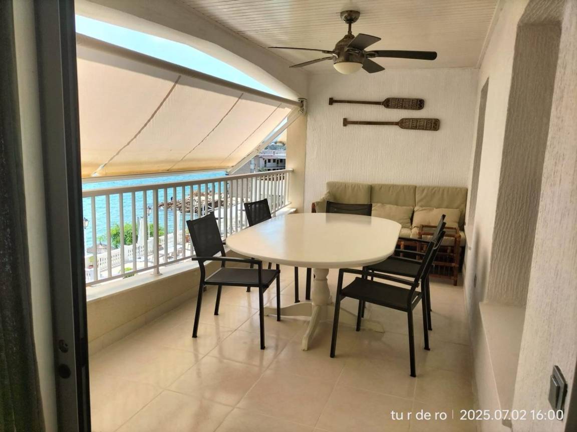 100 M² Apartamento ∙ 4 Habitaciones ∙ 7 Huéspedes - Salou