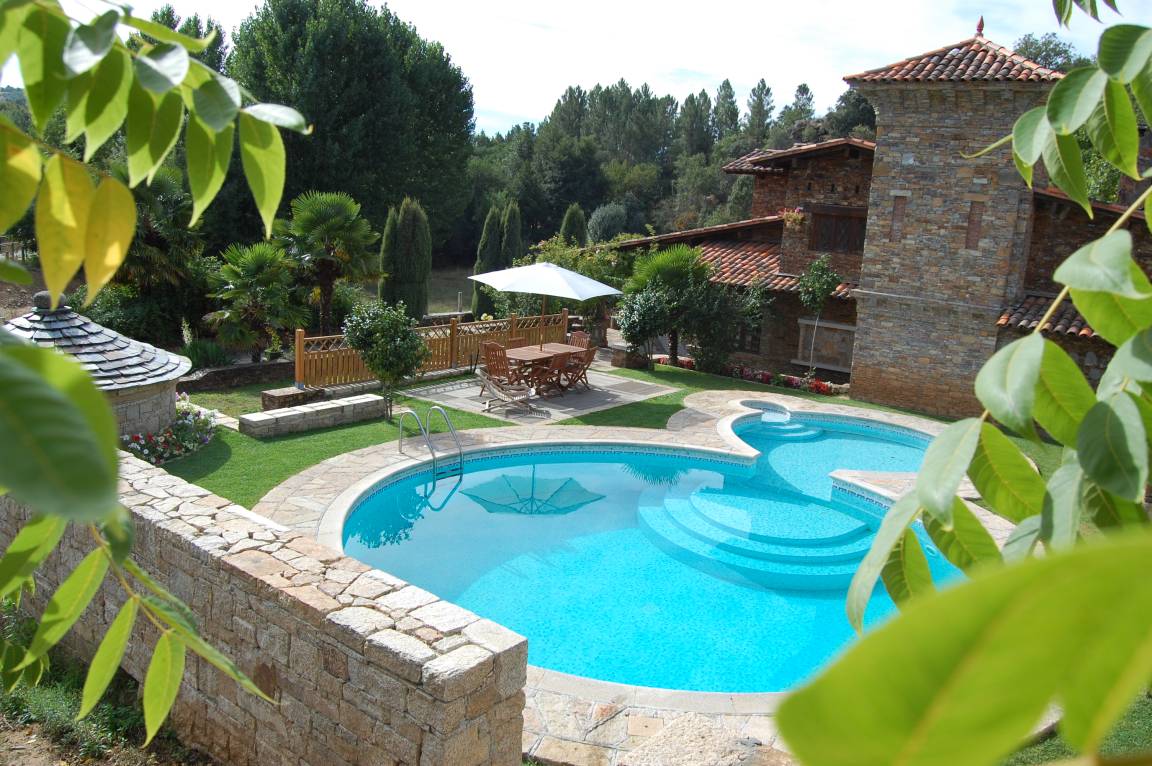 10000 M² Castle ∙ 8 Bedrooms ∙ 17 Guests - Bragança