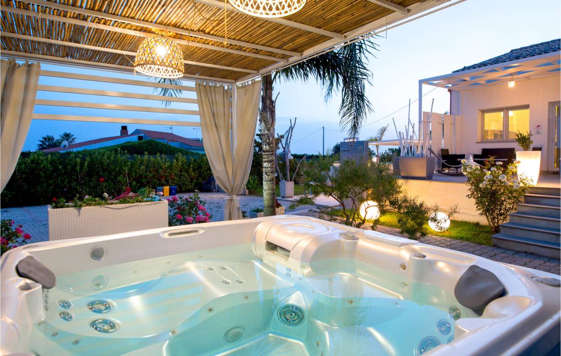 130 M² House ∙ 3 Bedrooms ∙ 8 Guests - Marina di Ragusa