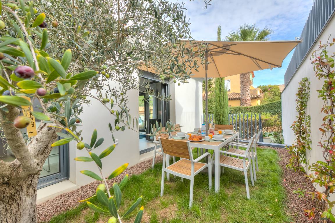 76 M² Apartment ∙ 2 Bedrooms ∙ 6 Guests - Sainte-Maxime