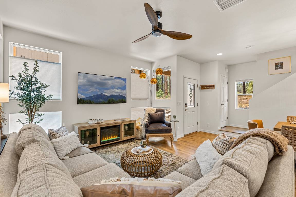 102 M² Bungalow ∙ 2 Bedrooms ∙ 4 Guests - Flagstaff, AZ