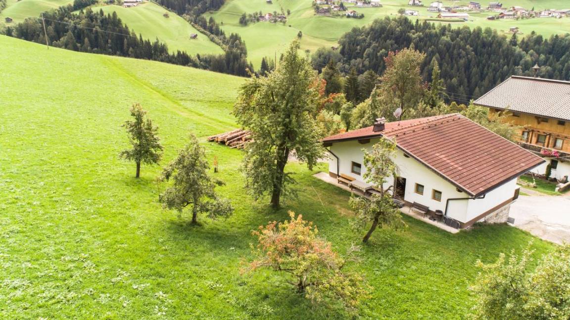 85 M² Ferienhaus ∙ 2 Schlafzimmer ∙ 6 Gäste - Zell am Ziller