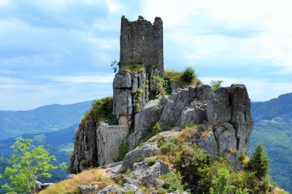 100 M² Apartment ∙ 3 Bedrooms ∙ 13 Guests - Ardèche