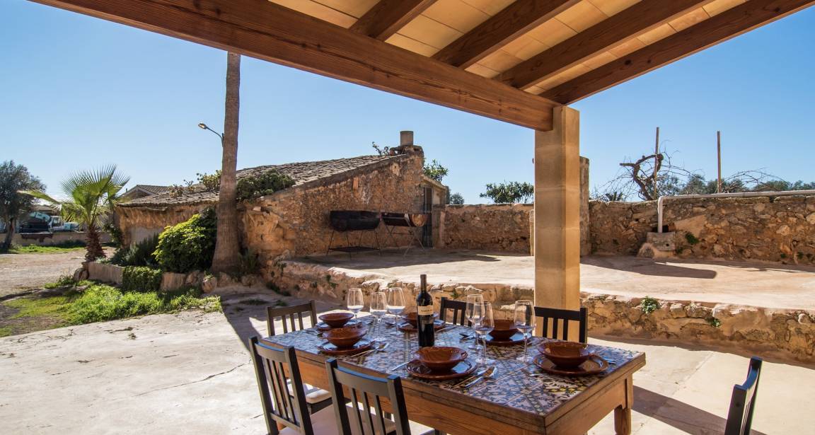 300 M² Villa ∙ 4 Schlafzimmer ∙ 9 Gäste - Sa Ràpita