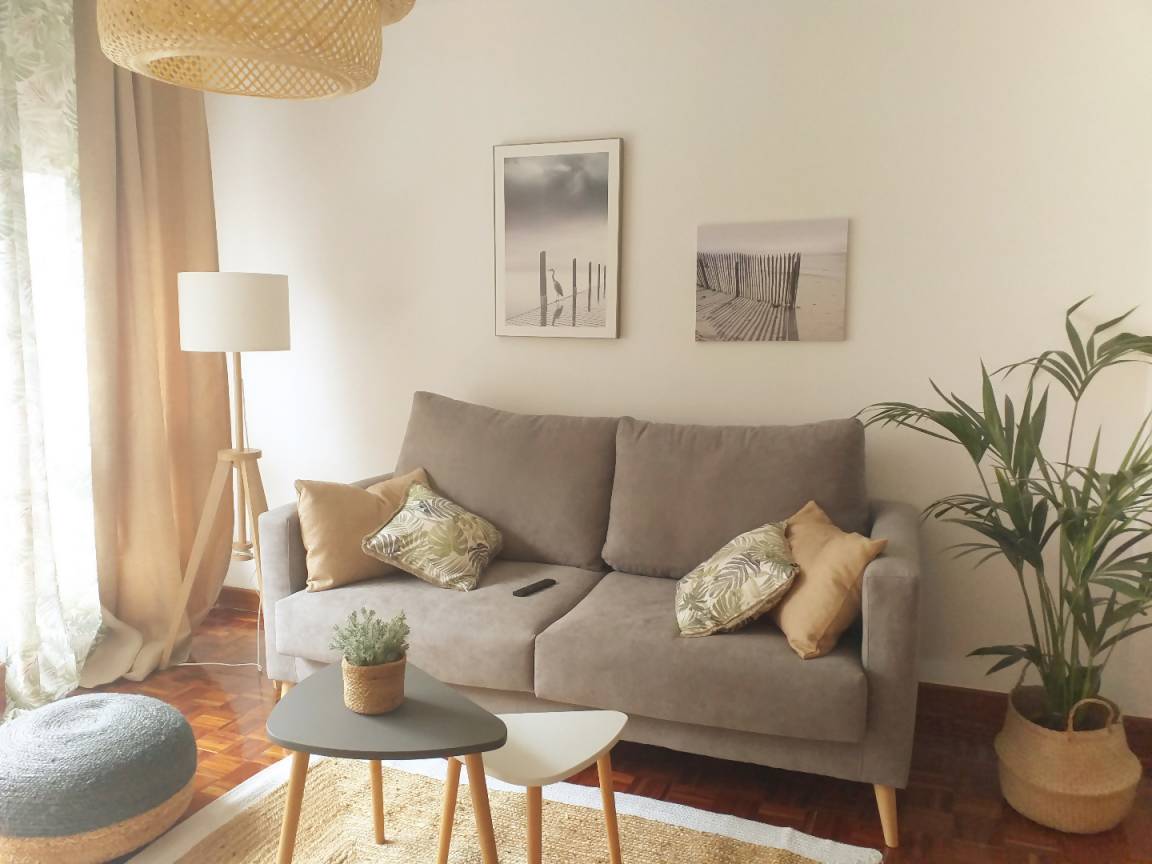 90 M² Apartamento ∙ 3 Habitaciones ∙ 5 Huéspedes - Ribadesella