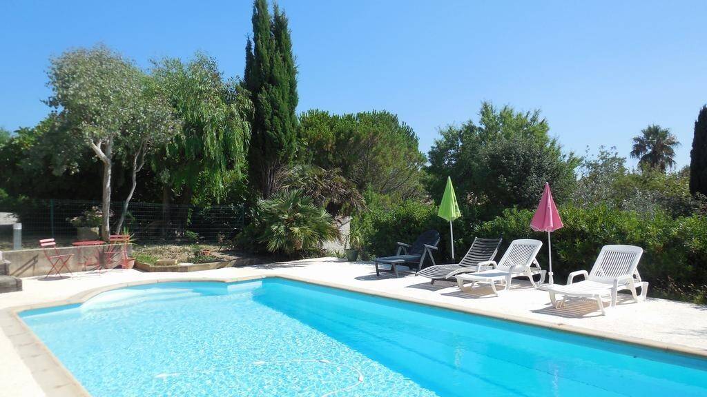 220 M² Villa ∙ 4 Bedrooms ∙ 8 Guests - Six-Fours-les-Plages