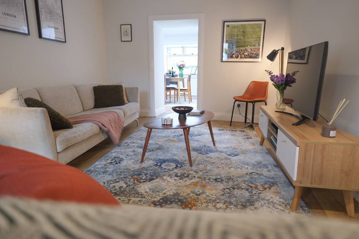 200 M² House ∙ 3 Bedrooms ∙ 6 Guests - Gleneagles