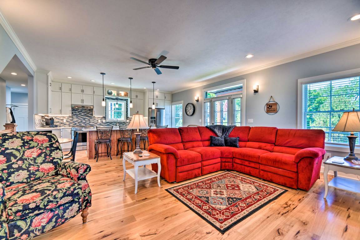 173 M² House ∙ 3 Bedrooms ∙ 6 Guests - North East, PA