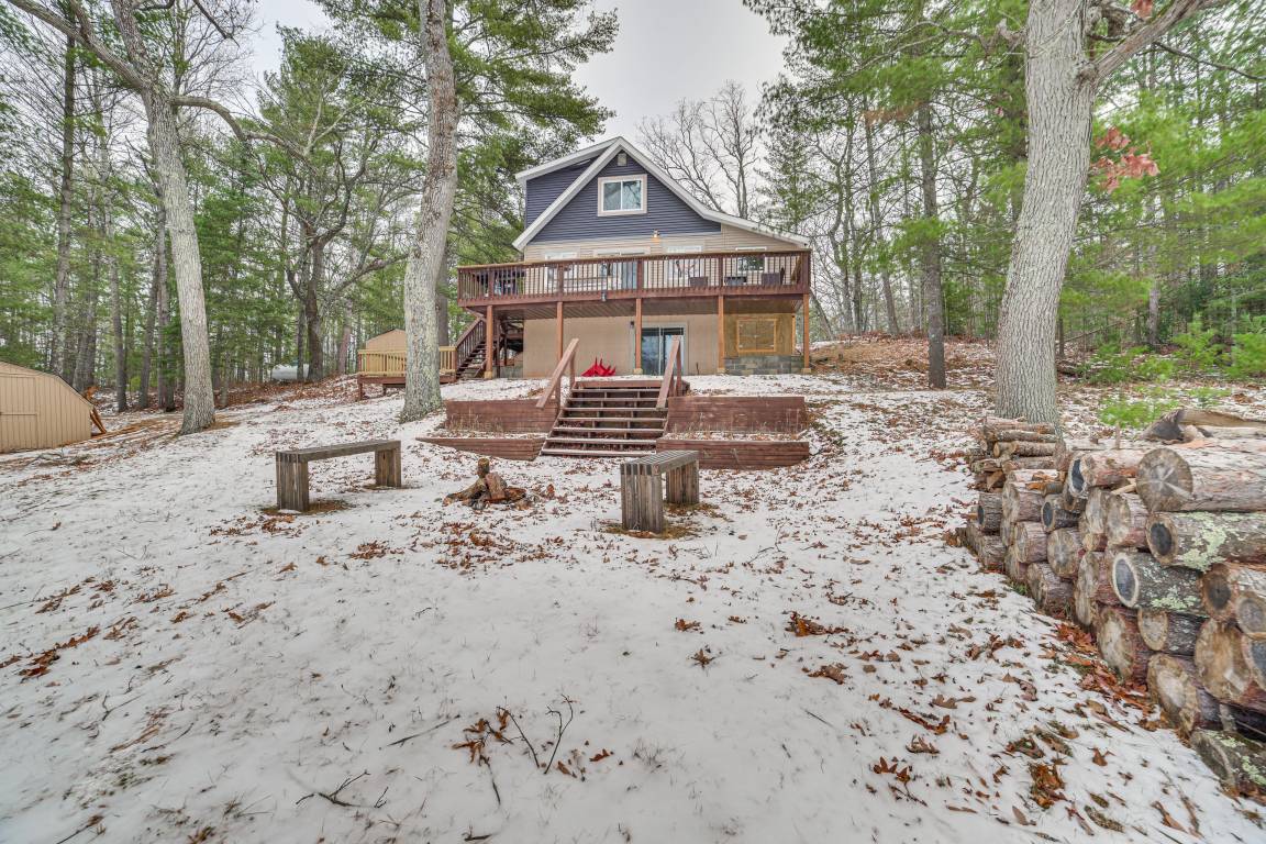 139 M² Cottage ∙ 4 Bedrooms ∙ 10 Guests - Black Lake, Fairview