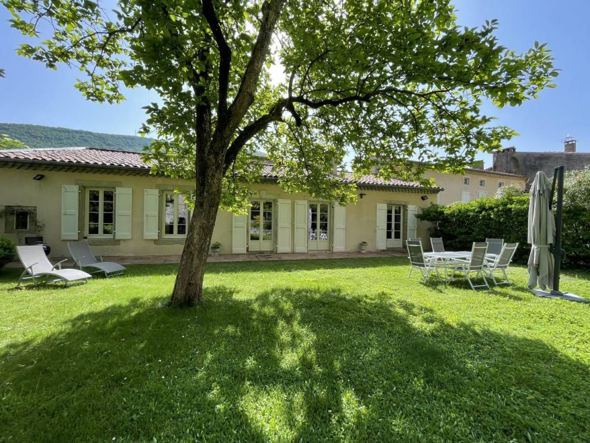 150 M² Gîte ∙ 3 Chambres ∙ 5 Personnes - Foix