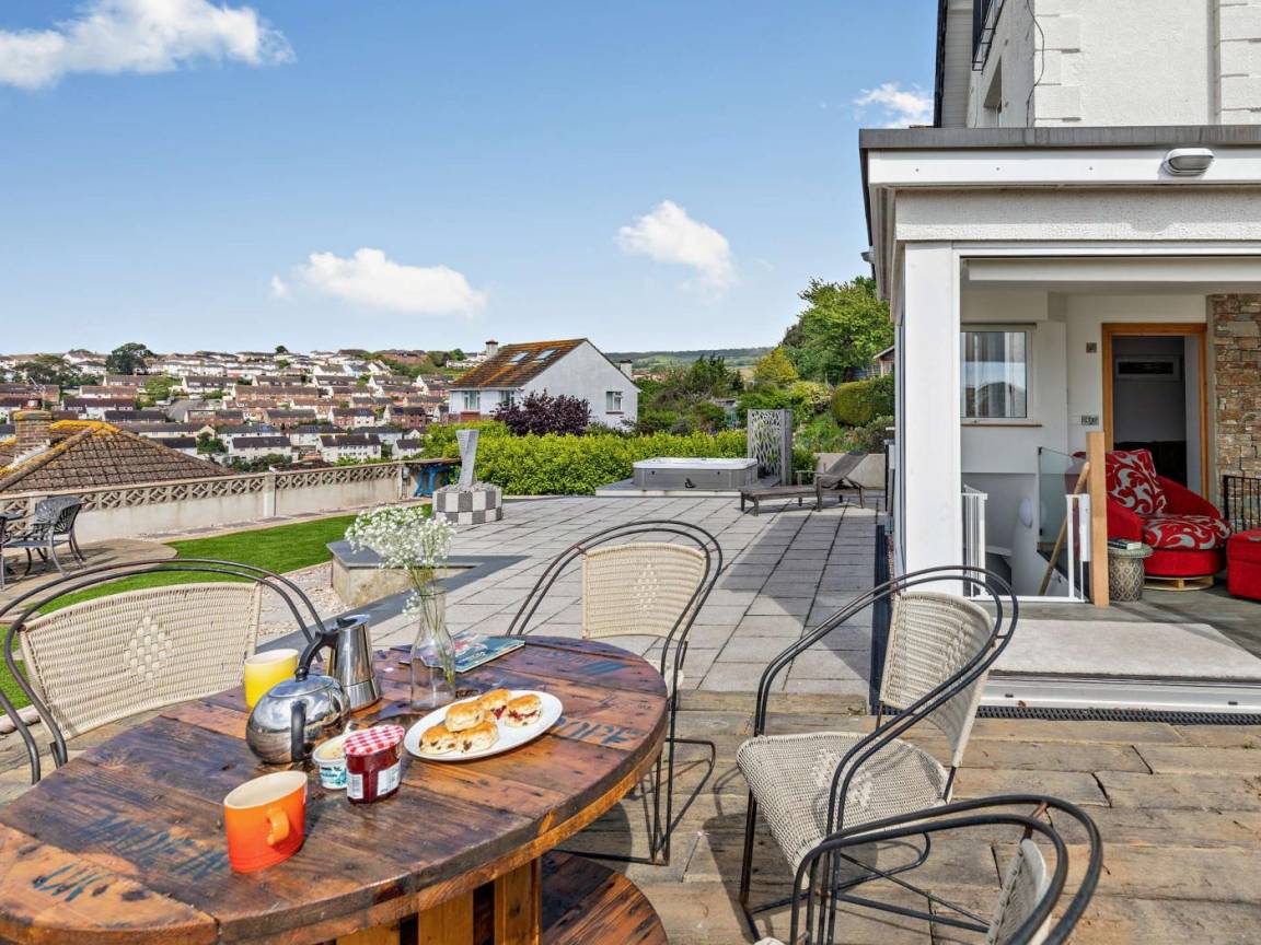 Cottage ∙ 3 Bedrooms ∙ 6 Guests - Teignmouth