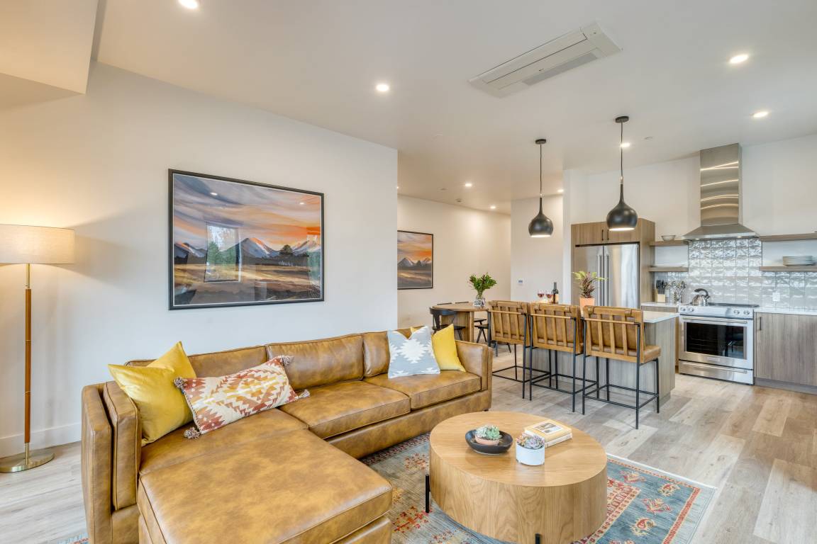 88 M² Ferienhaus ∙ 10 Schlafzimmer ∙ 20 Gäste - Oregon