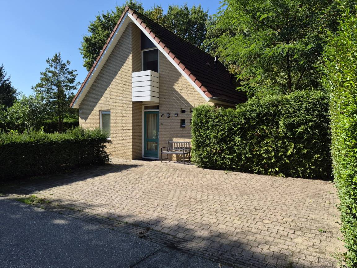 90 M² House ∙ 3 Bedrooms ∙ 5 Guests - Nijmegen