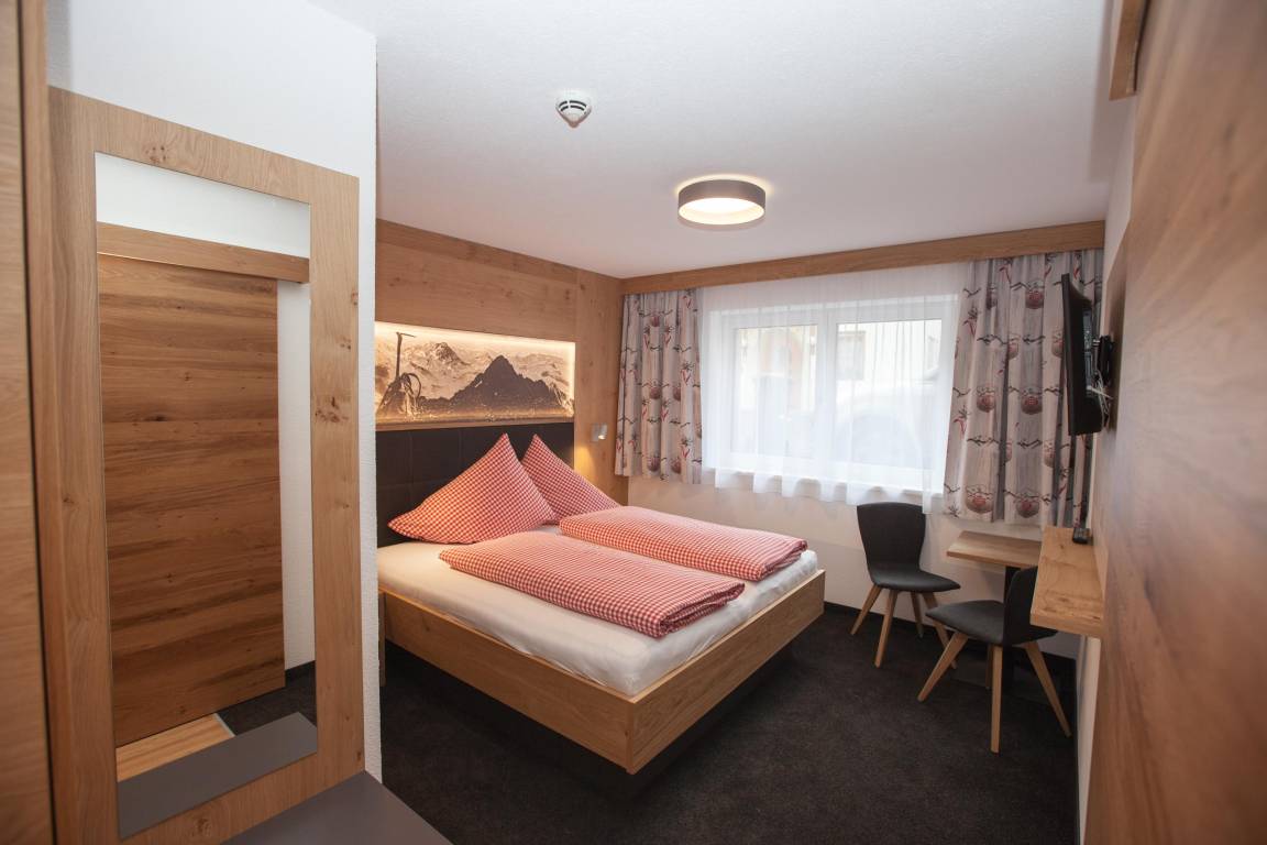 19 M² Hotel ∙ 1 Bedroom ∙ 3 Guests - Ischgl