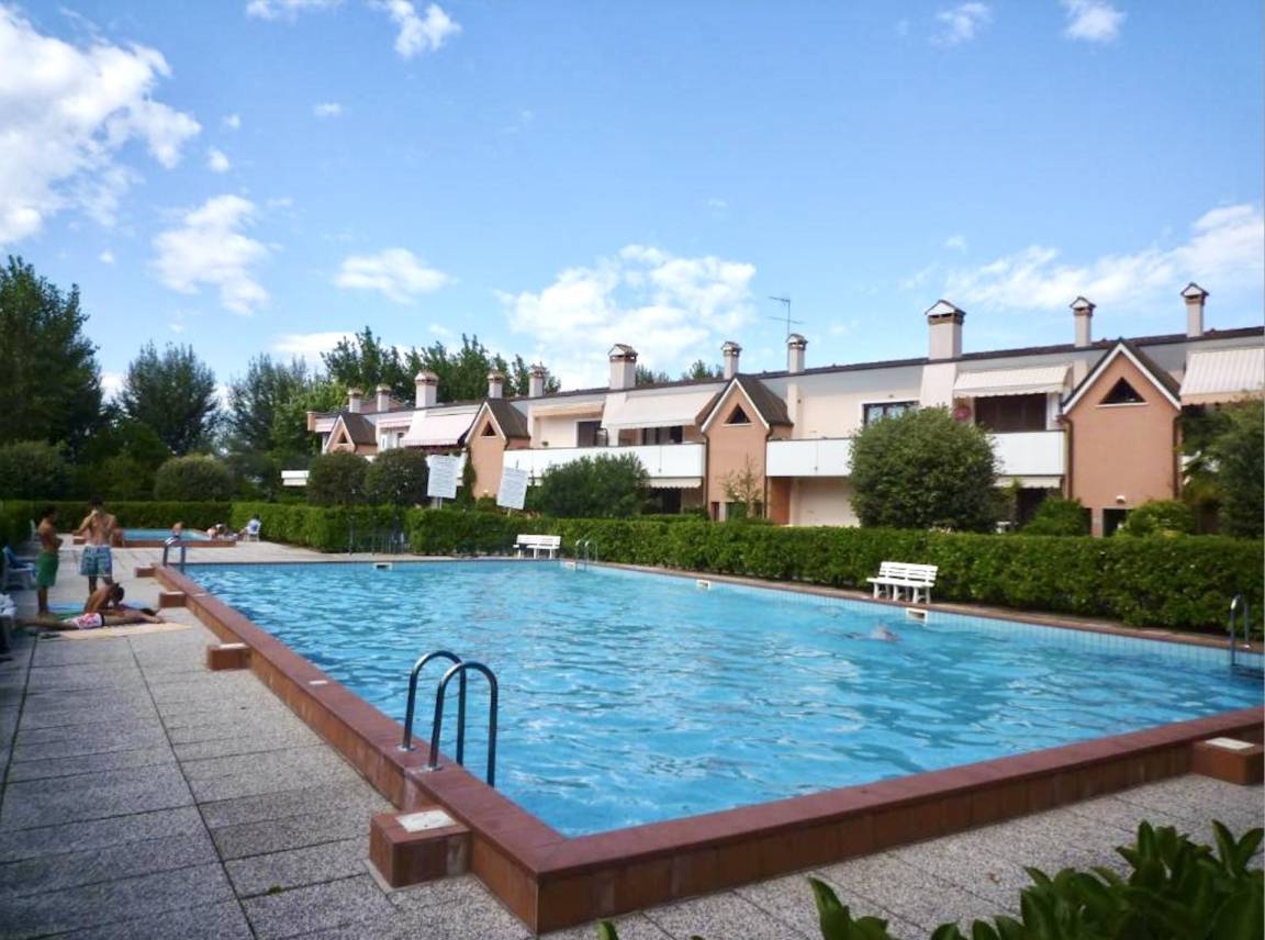 Apartment ∙ 2 Bedrooms ∙ 7 Guests - Cavallino-Treporti