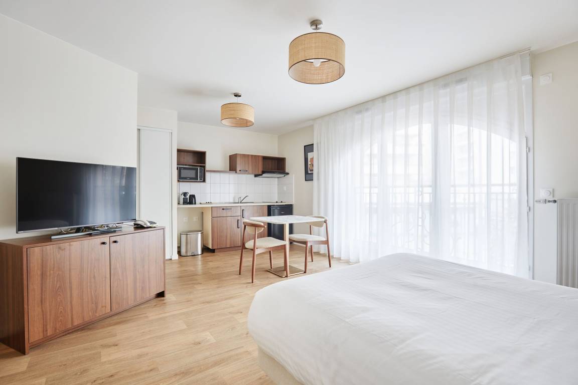 30 M² Studio Flat ∙ 1 Bedroom ∙ 2 Guests - Puteaux