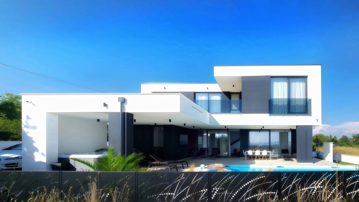 240 M² Villa ∙ 3 Bedrooms ∙ 8 Guests - Zadar