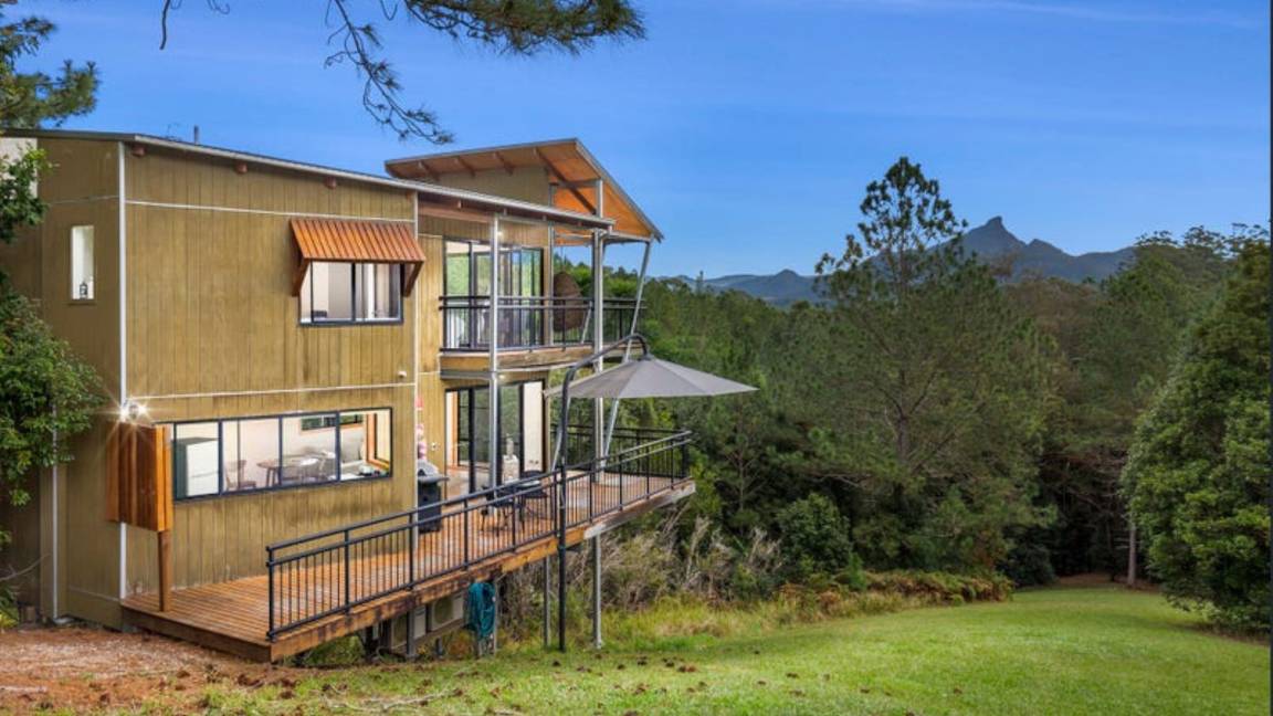 130 M² Talo ∙ 1 Makuuhuone ∙ 2 Vierasta - Tweed Heads