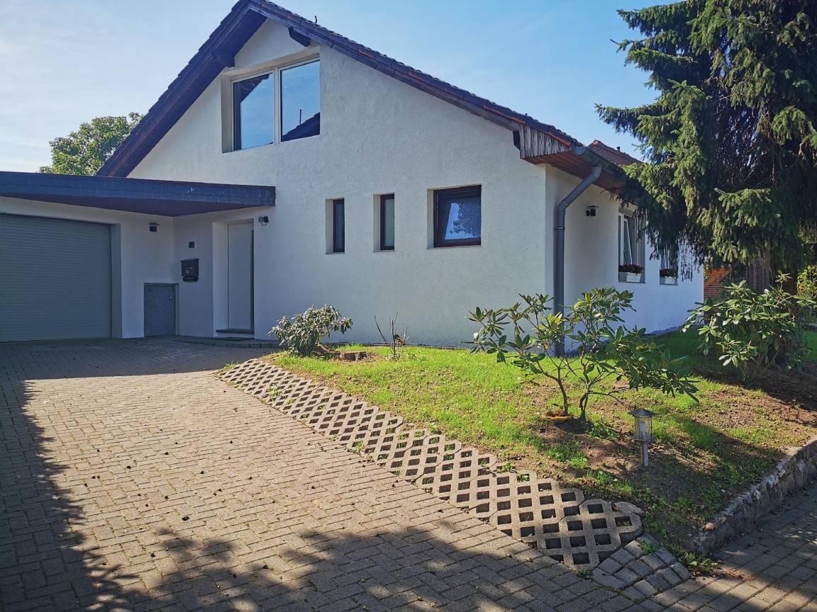100 M² House ∙ 2 Bedrooms ∙ 6 Guests - Venlo