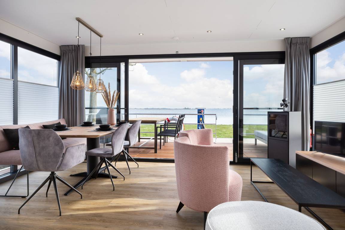 Bungalow ∙ 2 Schlafzimmer ∙ 4 Gäste - Joure